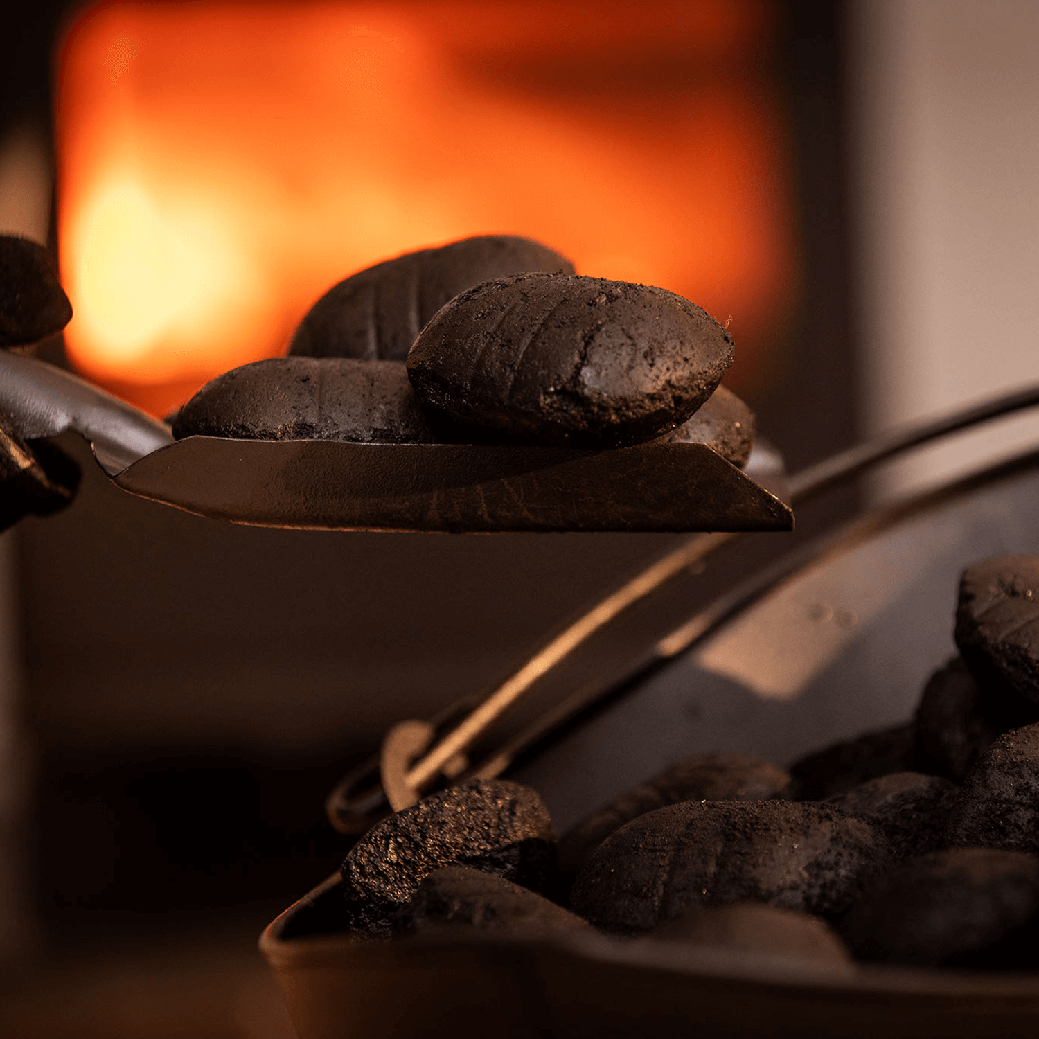 Premium Sustainable Oval Smokeless Coal - 25kg | Homefire – coals2u