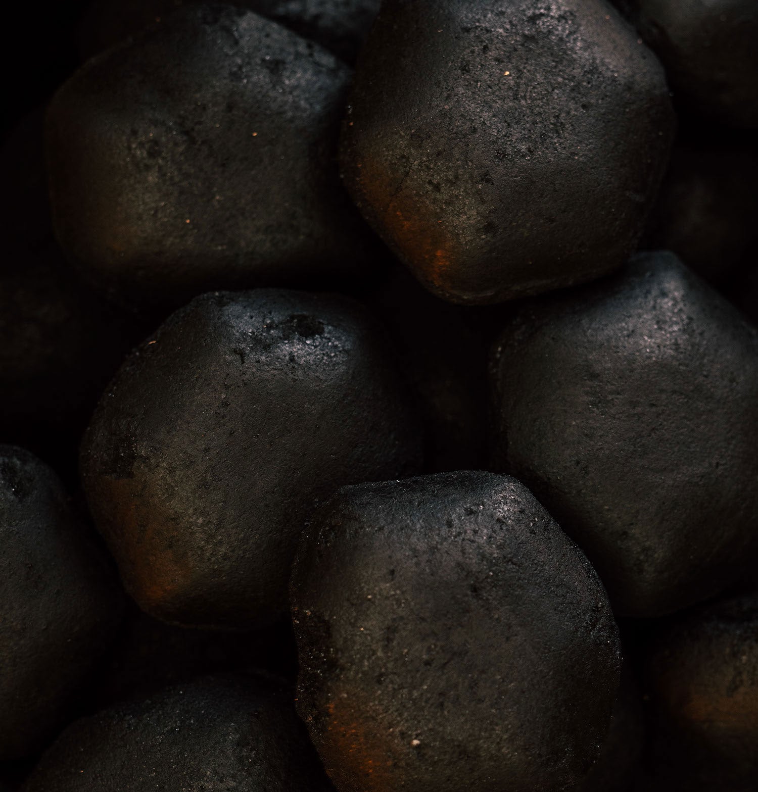 Coals2u - The UK's leading coal and firewood fuel supplier – coals2u